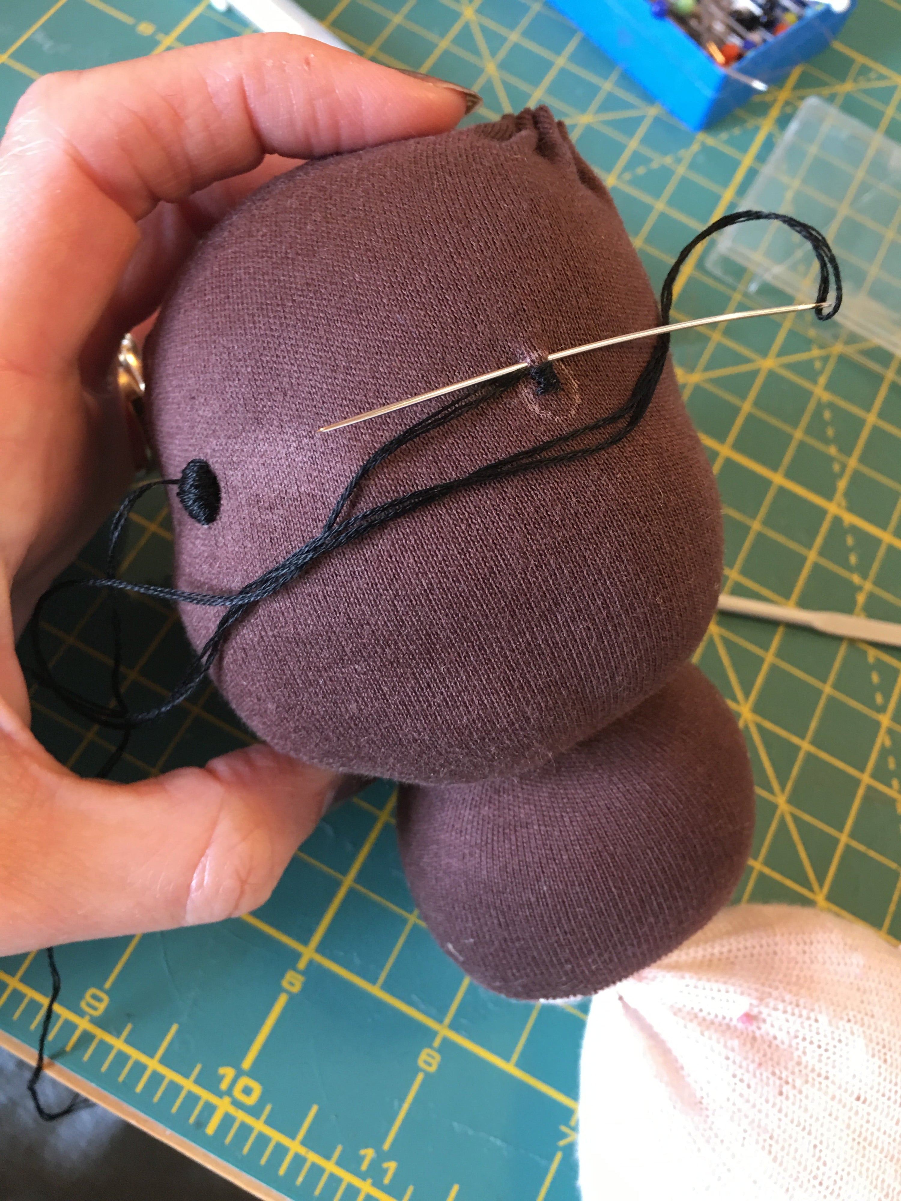 Come into my workshop : dolls hospital – Polly had a Dolly